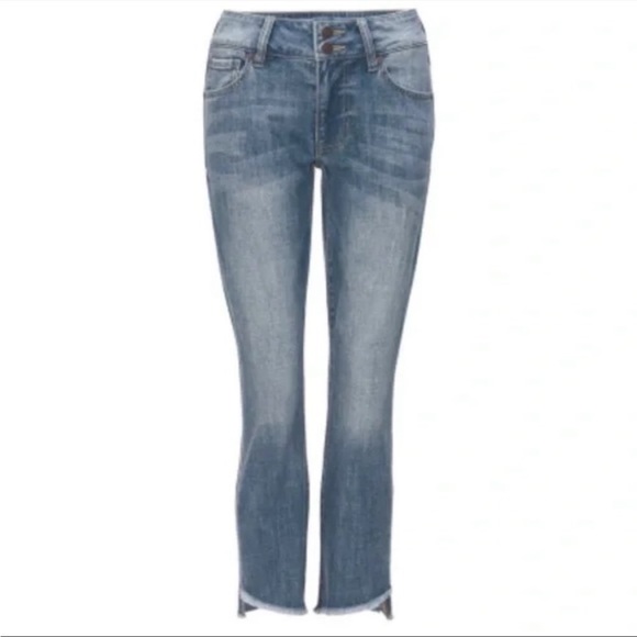 CAbi | Jeans | Nwt Highlow Crop Cabi 670 | Poshmark
